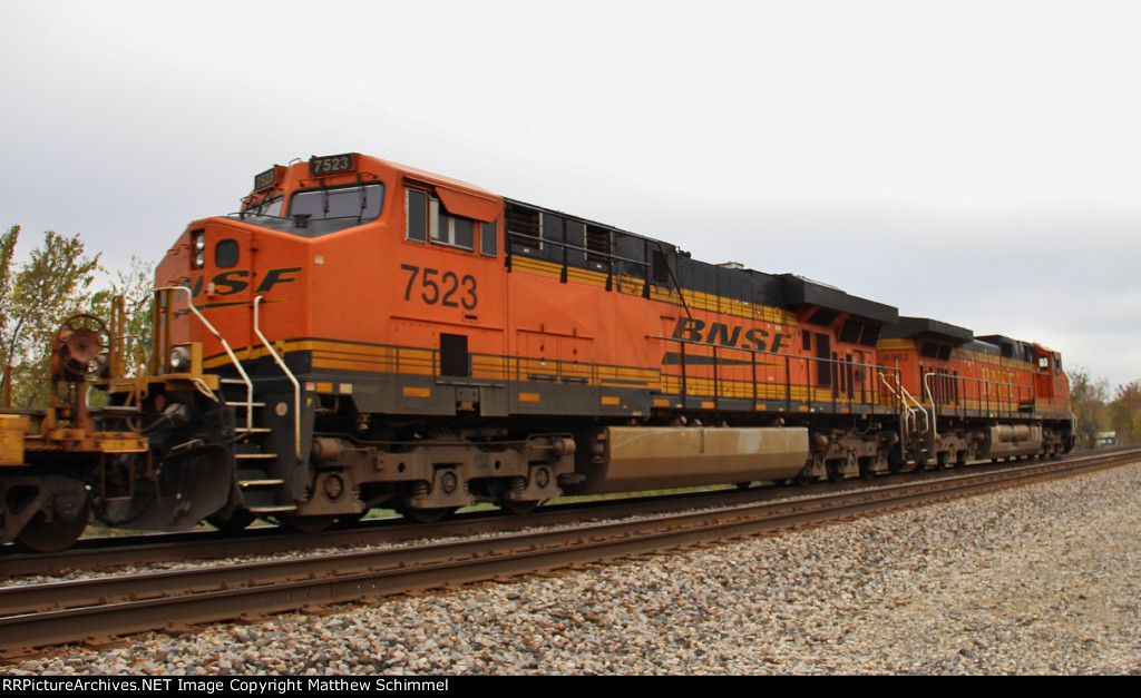 BNSF 7523 - DPU#1